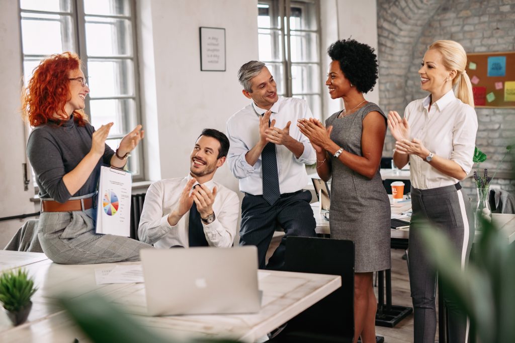 Non-Monetary Employee Rewards That Truly Motivate | IncentivAction